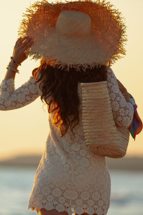 What To Wear To The Beach | 20+ Stunning Beach Outfit Ideas